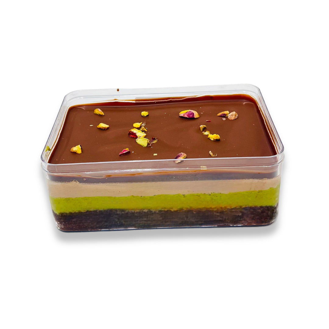 Pistachio Kunafa Choco Cake | Order Desserts Online in Dubai, UAE ...