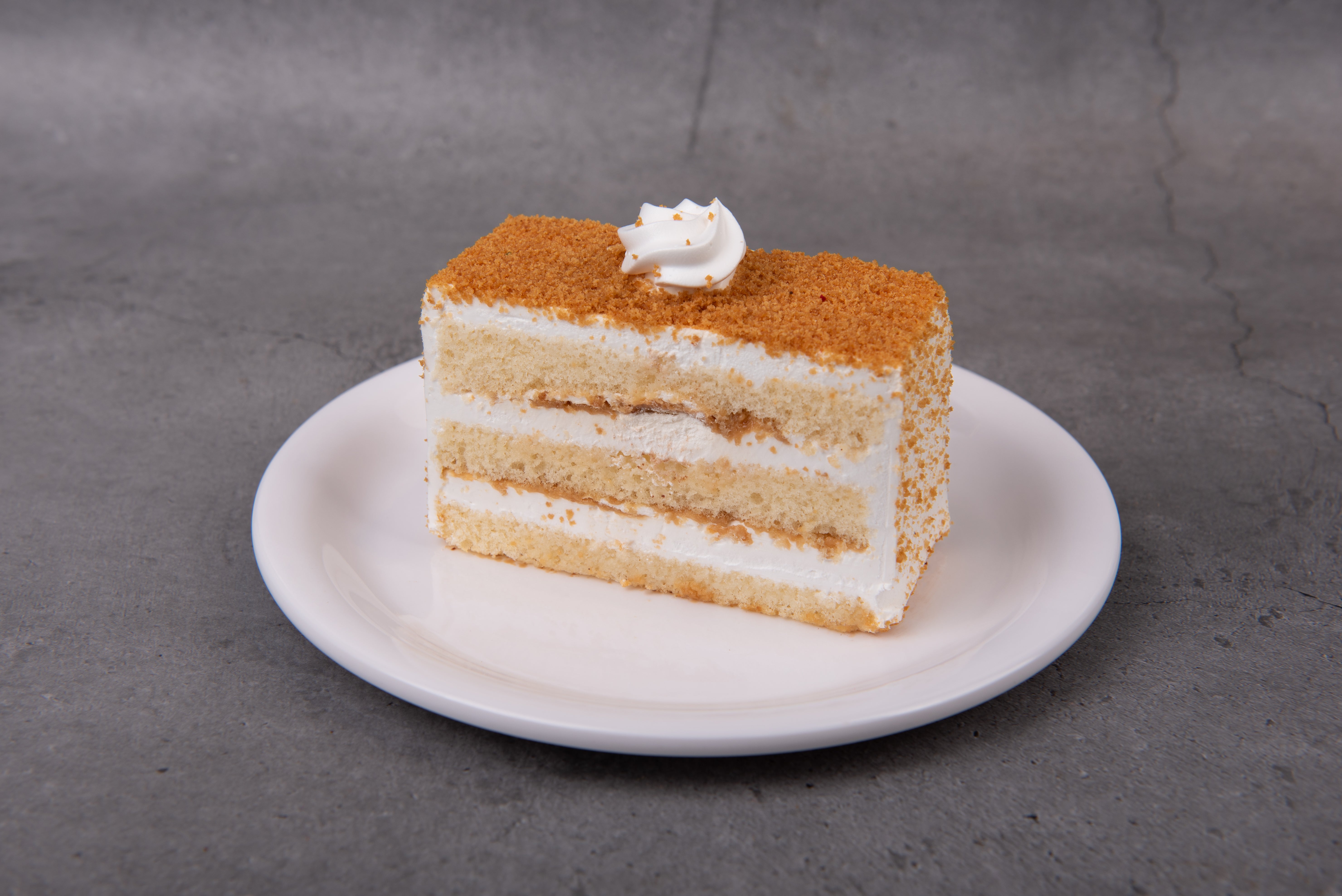 Lotus Pastry(2 pieces) – Habib Bakery